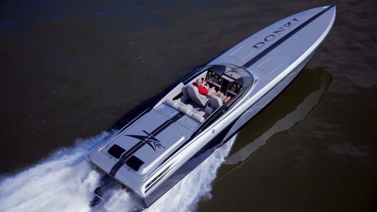 38 ZRC - Donzi Yachts